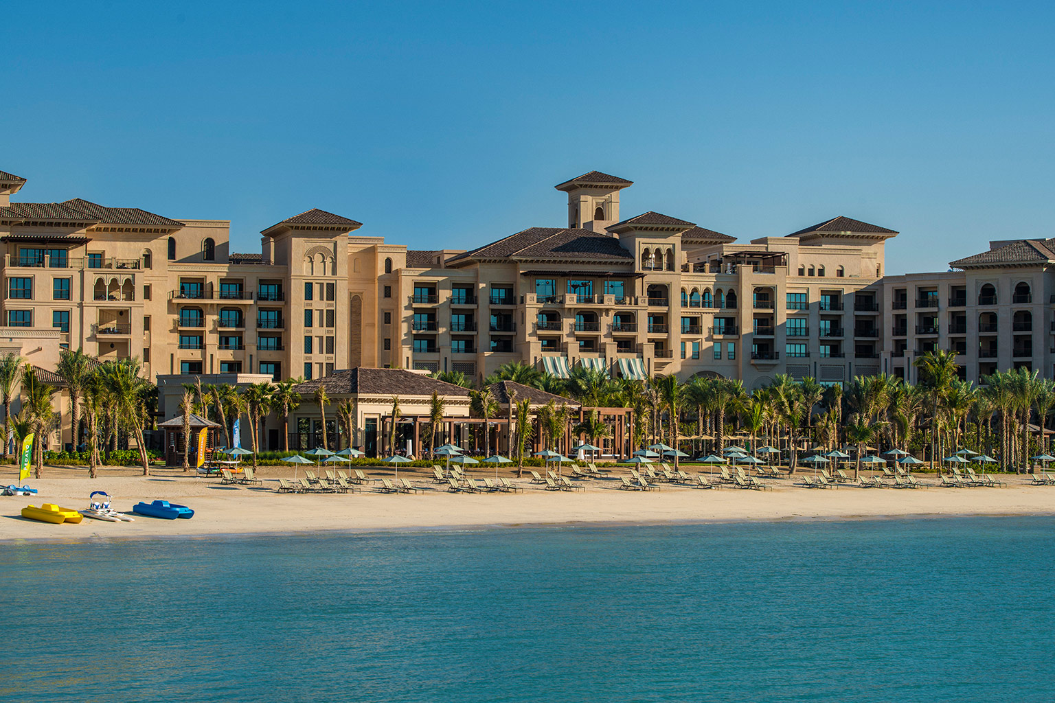 Four Seasons Dubai at Jumeirah Beach| DESIGNREISEN